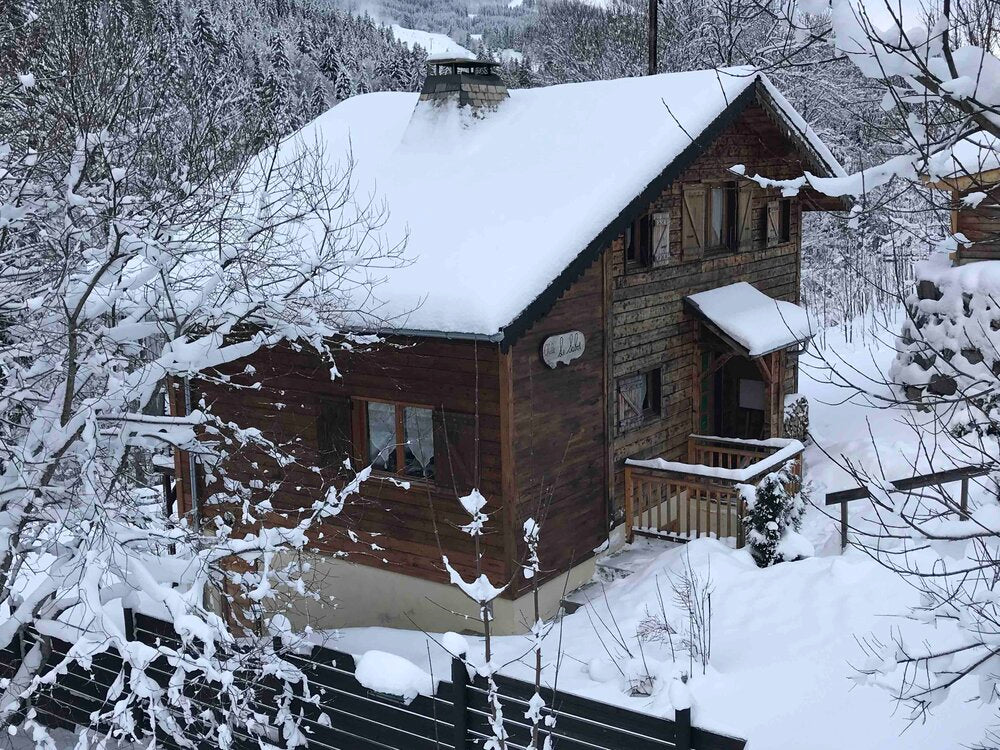 Chalet Roarsome & Roarsome Middle East